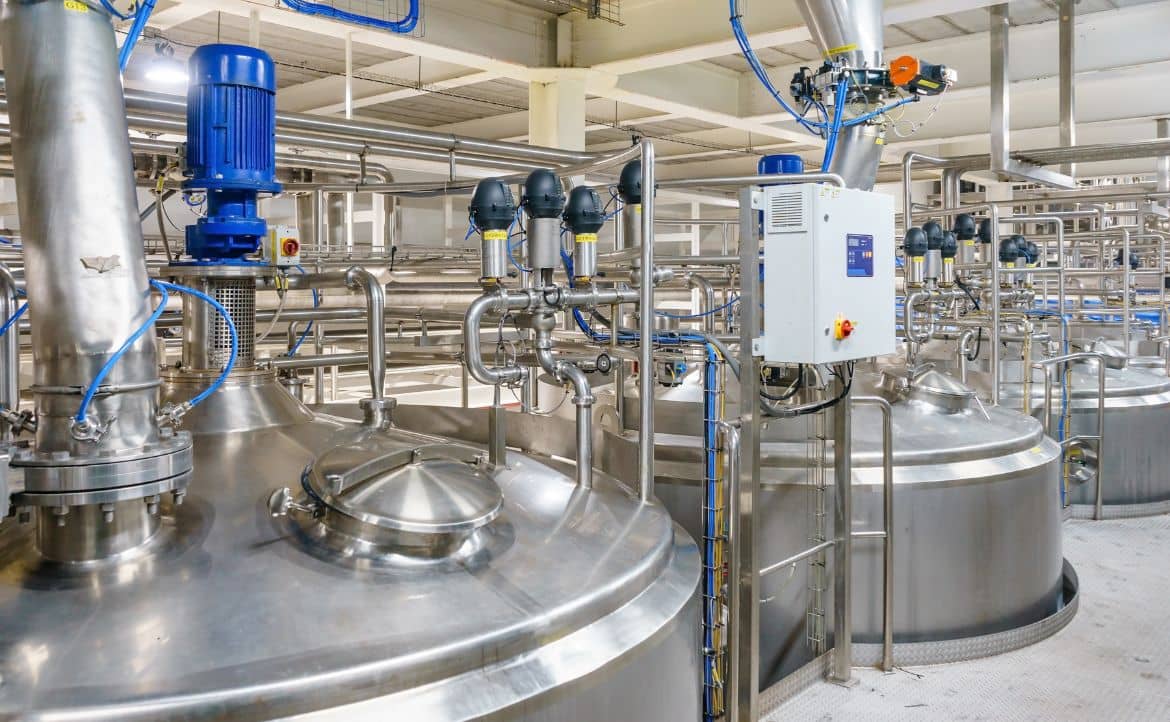 Preventing contamination in pharmaceutical fermentation processes